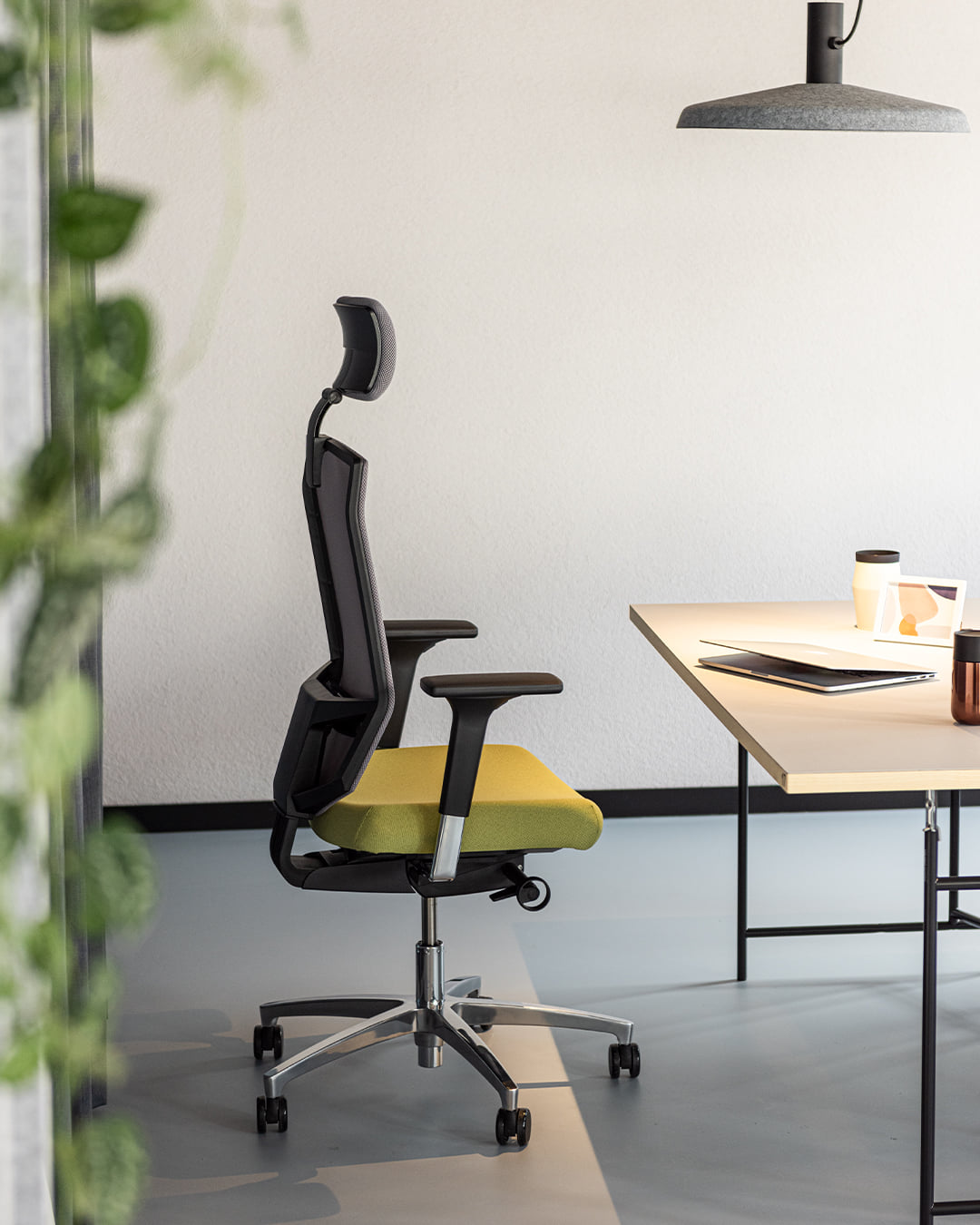 High-class office furniture and office design trends 2021 (Pass 2)